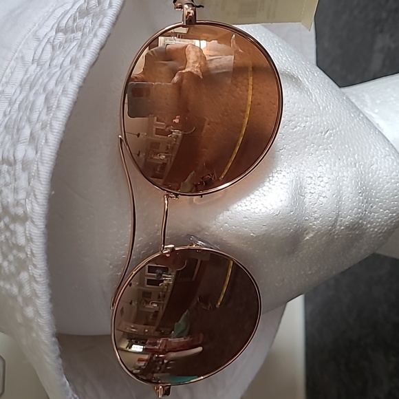 Accessories | Nwt Rose Gold Metal Frame Sunglasses | Poshmark